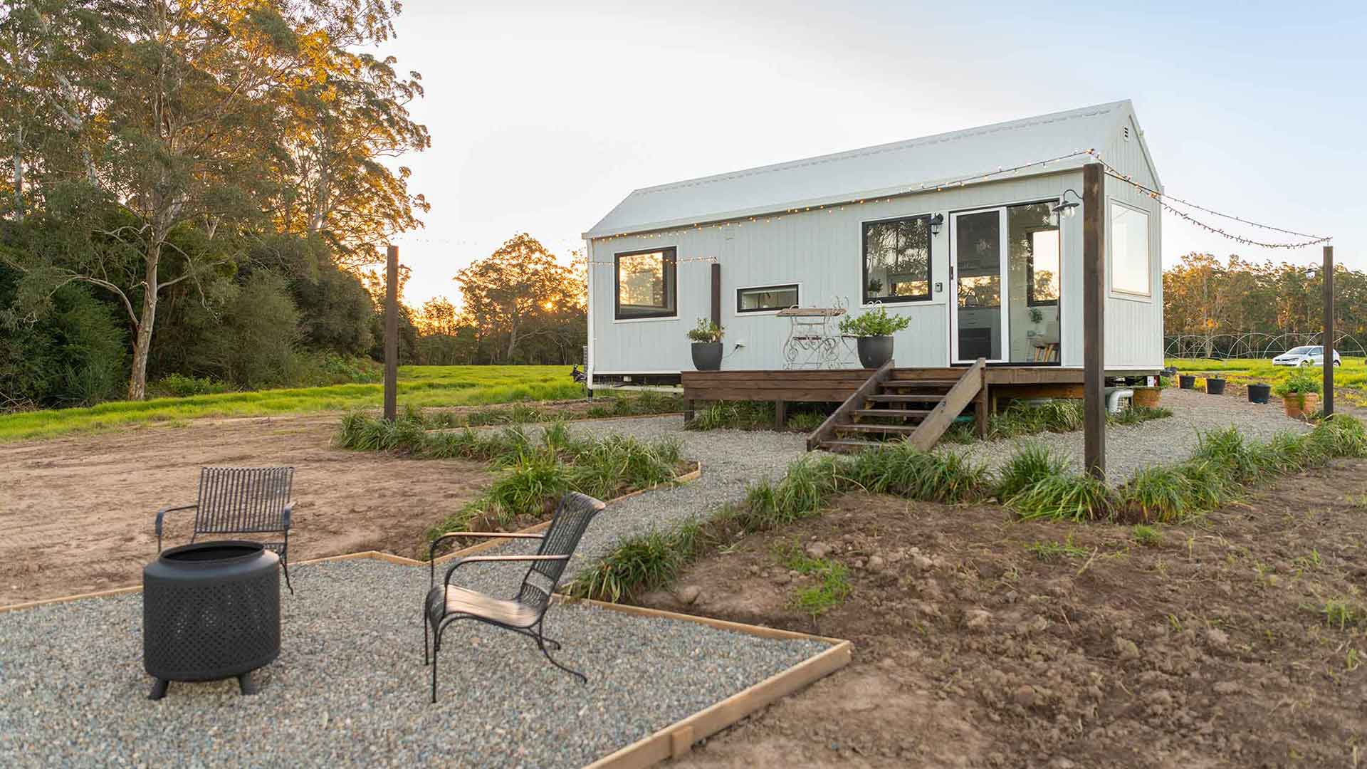 8 Trendy Tiny House Designs for Stylish Modern Living